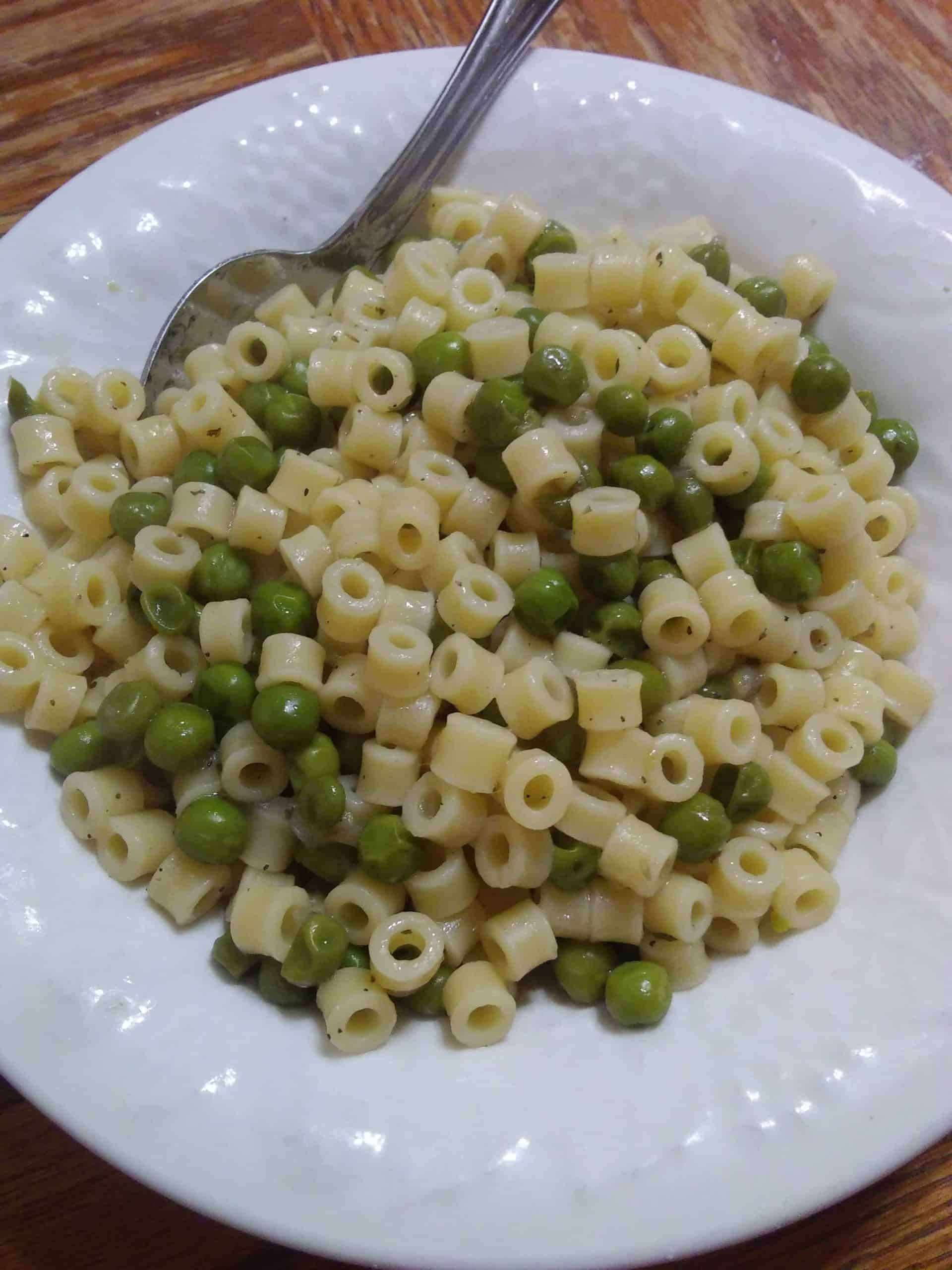 Easy Pasta and Peas - Cheap Meals And Reels